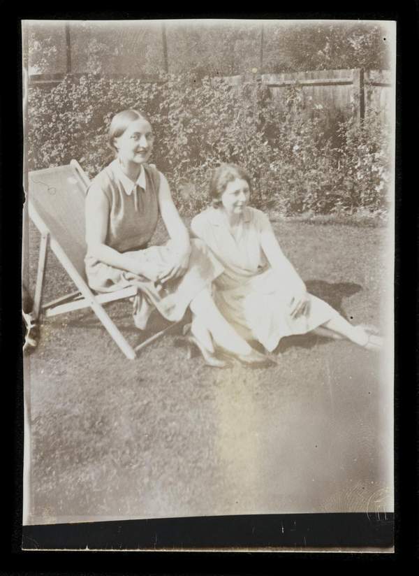Photograph of Eileen Mayo‘, Unknown person(s)‘, Unknown person(s ...