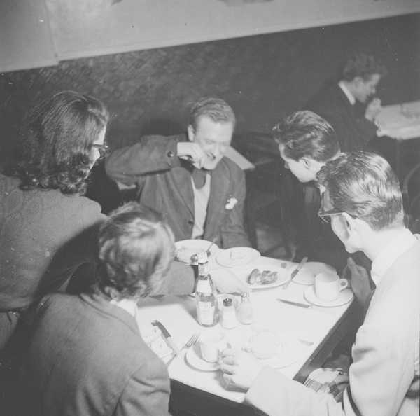 Photograph of unidentified jazz musicians at a table‘, Nigel Henderson ...