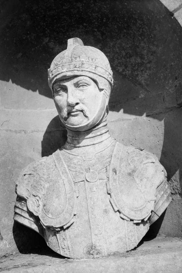Photograph of the bust of Prince Edward at the Temple of British ...