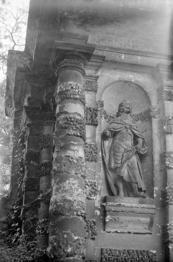 Photograph of the Danby Gateway in the Botanic Gardens, Oxford‘, John ...