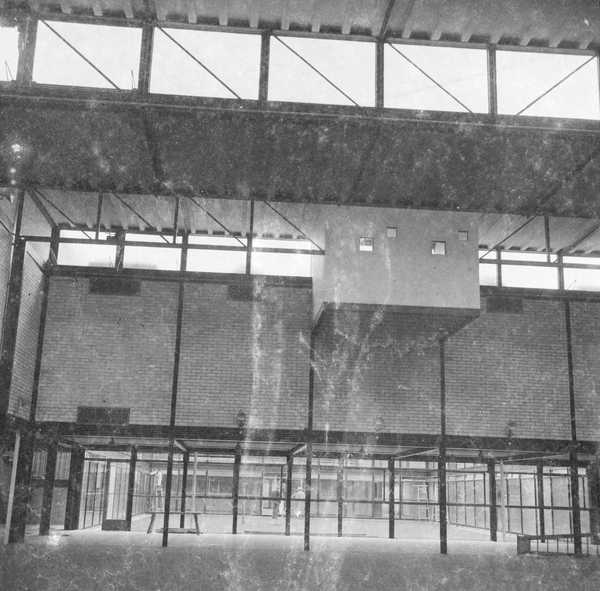 Photograph showing the construction of Hunstanton Secondary Modern ...