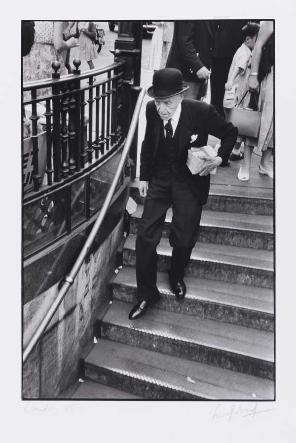 ‘London‘, Marc Riboud, 1955, later print | Tate