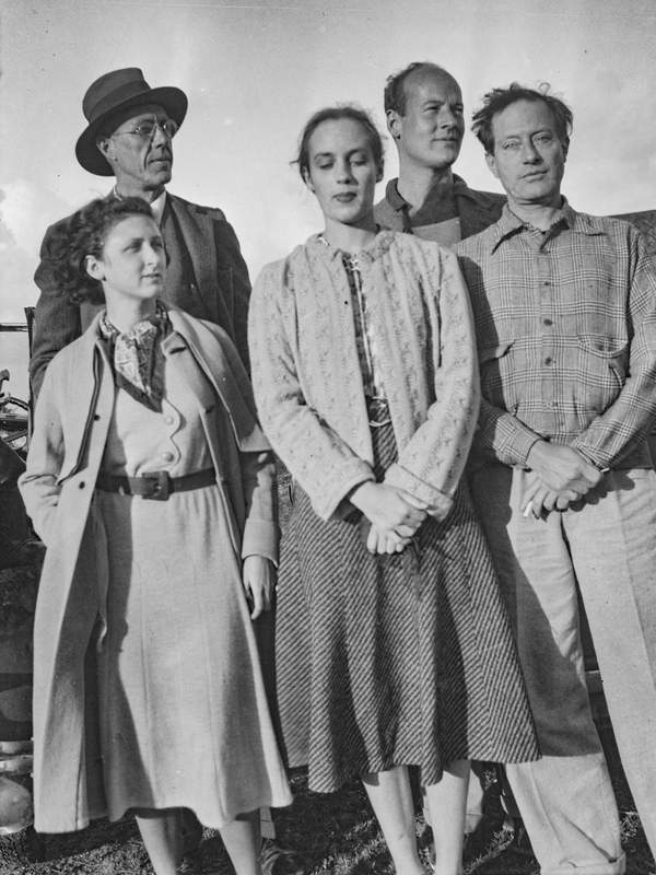 Black and white negative of Adrian Stephen, Angus Davidson, Eve Younger ...