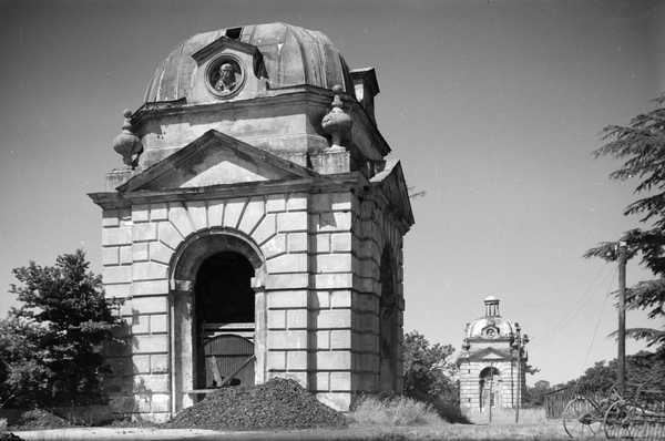 Photograph of the Boycott Pavilions in Stowe, Buckinghamshire‘, John ...