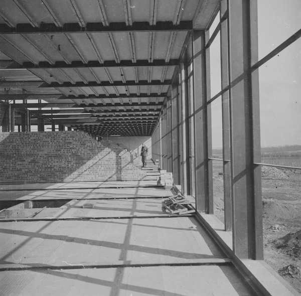 Photograph showing the interior of Hunstanton Secondary Modern School ...