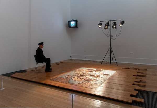 ‘Bureau de Change‘, Rose Finn-Kelcey, 1987 | Tate