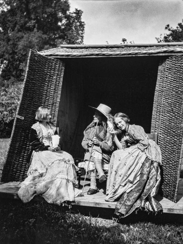Black and white negative of Elizabeth Carr, Francis Birrell and ...