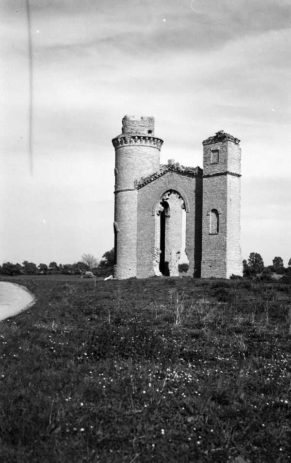 Photograph of Dunstall Castle at Croome Court in Croome D’Abitot ...
