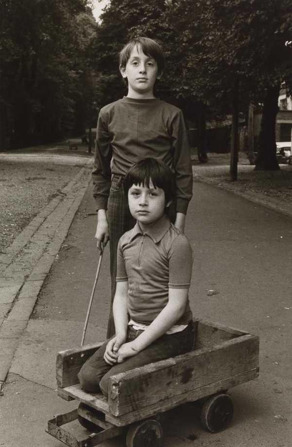 ‘Holland Park‘, Al Vandenberg, 1975 | Tate