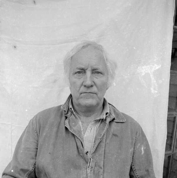 ‘Photograph of Nigel Henderson‘, Nigel Henderson – Tate Archive | Tate