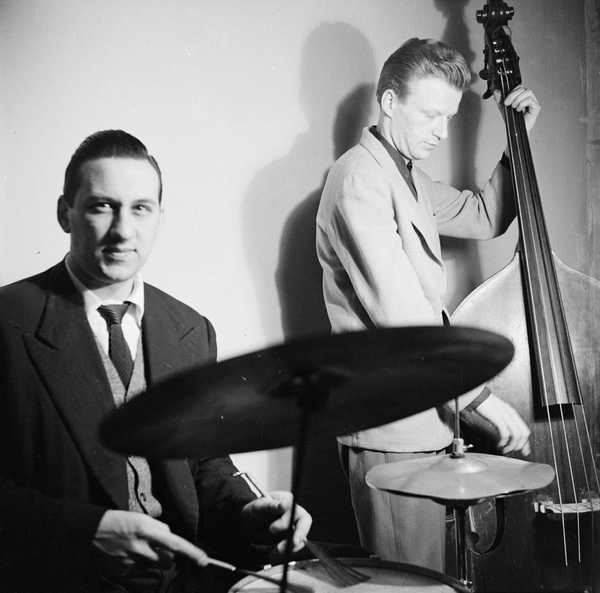 Photograph of Tony Crombie and Lennie Bush‘, Nigel Henderson, [c.1949–c ...