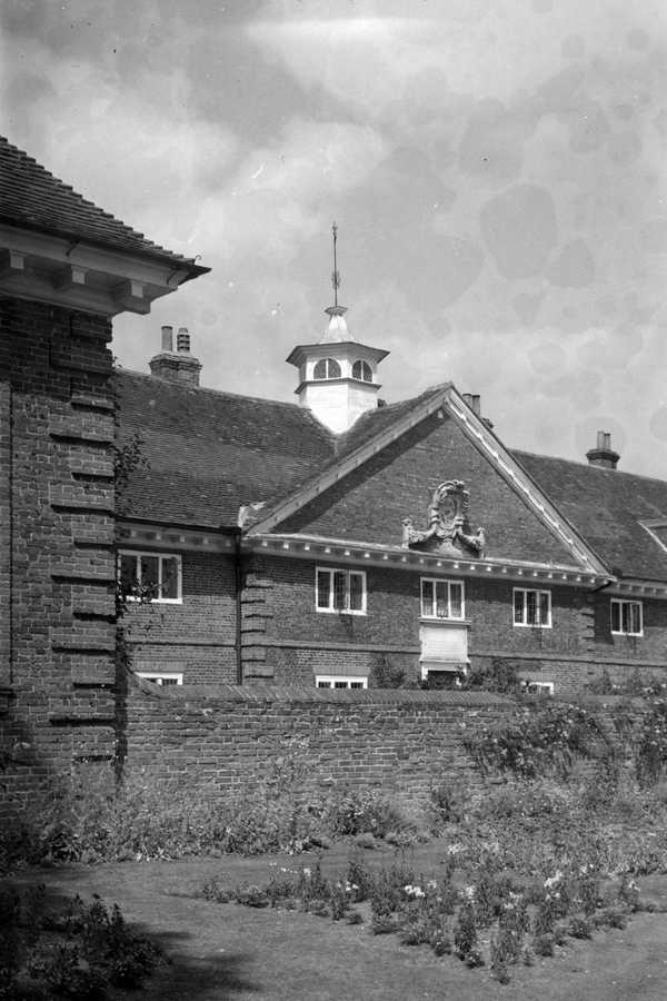 Photograph of Lucas Hospital almshouses in Wokingham, Berkshire‘, John ...