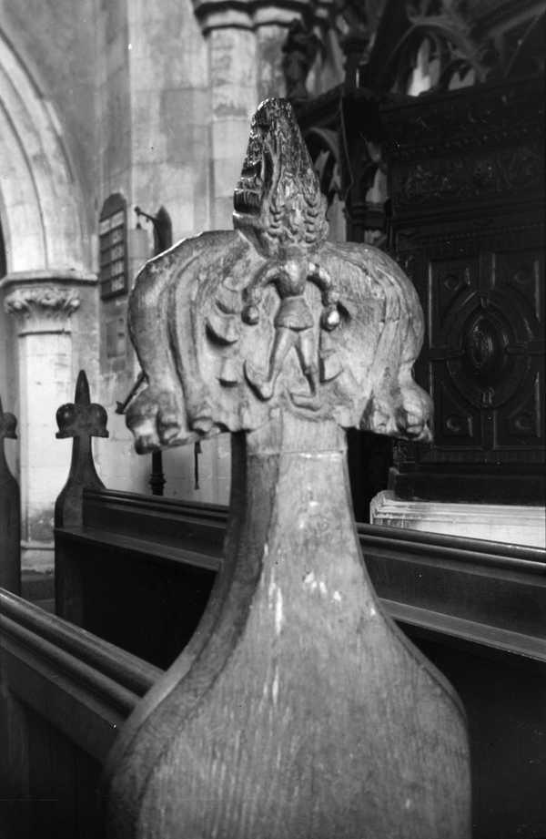 Photograph of the interior of a church in Ivinghoe, Buckinghamshire ...