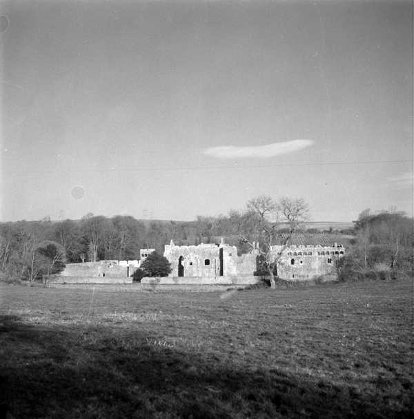 Photograph of Lamphey Bishop’s Palace ruins in Lamphey, Pembrokeshire ...