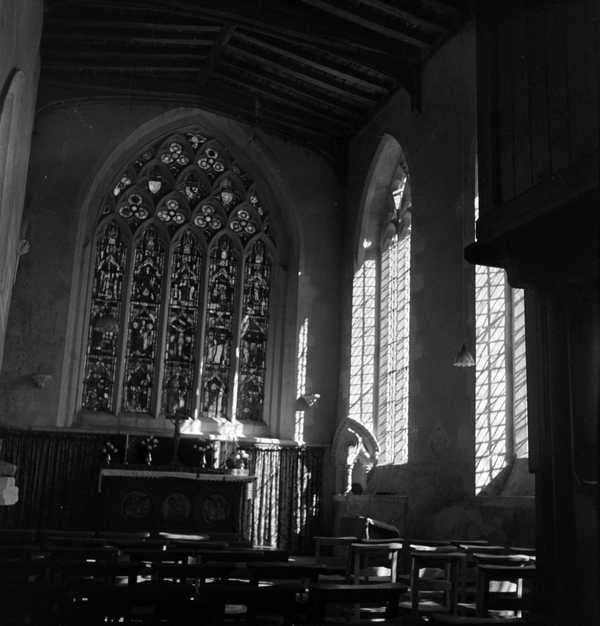 Photograph of the interior of Stapleton Chapel in North Moreton ...