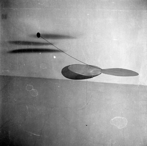 Photograph showing a hanging mobile by Kenneth Martin‘, Nigel Henderson ...