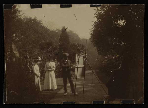 Photograph of Henry Scott Tuke apparently painting Anna Maria Fox in ...