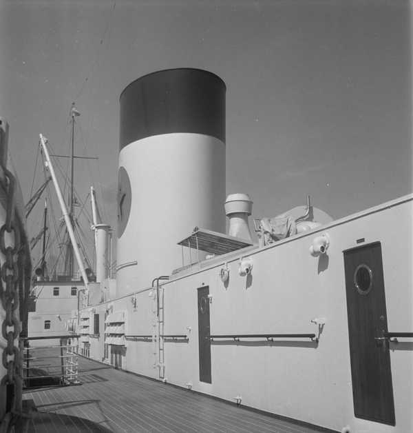 Photograph of the deck of the ‘Blue star liner’‘, Eileen Agar, 1947 ...