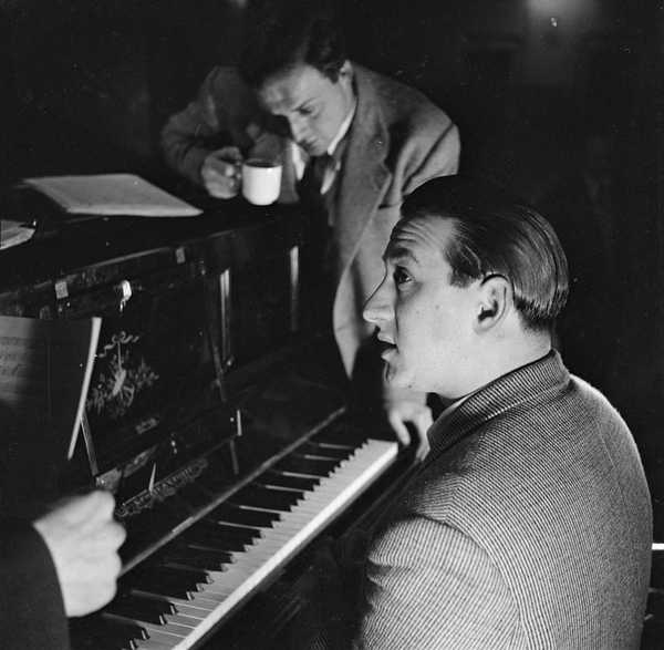 Photograph of Tony Crombie performing on a piano with Benny Green ...