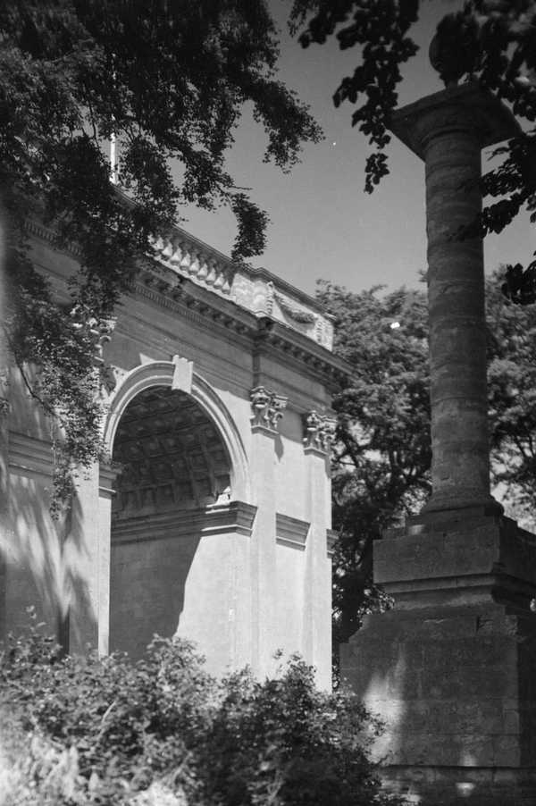 Photograph of Triumphal Arch in Stowe, Buckinghamshire‘, John Piper, [c ...