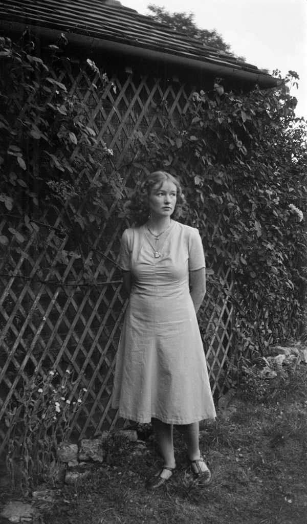 Black and white negative, Mary Godwin (née Fell), Banbury Road‘, Paul ...