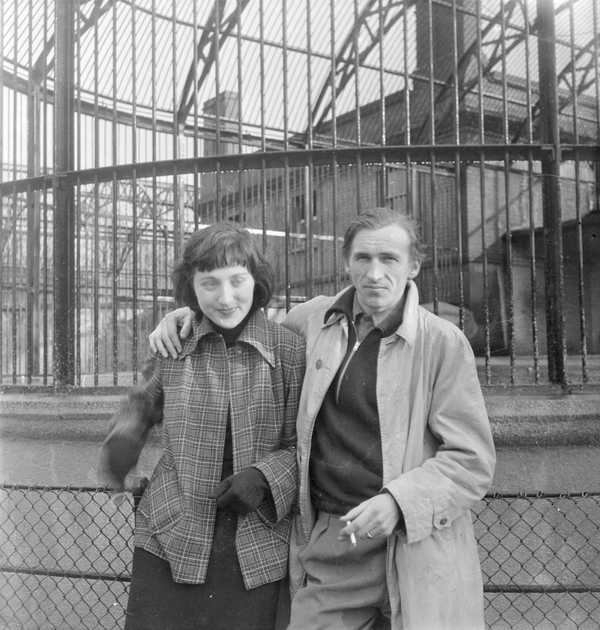 Photograph of William Turnbull and unidentified woman‘, Nigel Henderson ...