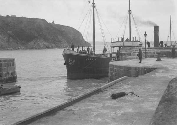Photograph of SS Jarrix coming in to Charlestown Harbour, Cornwall ...