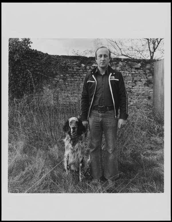 ‘Walking the Dog‘, Keith Arnatt, 1976–9 | Tate