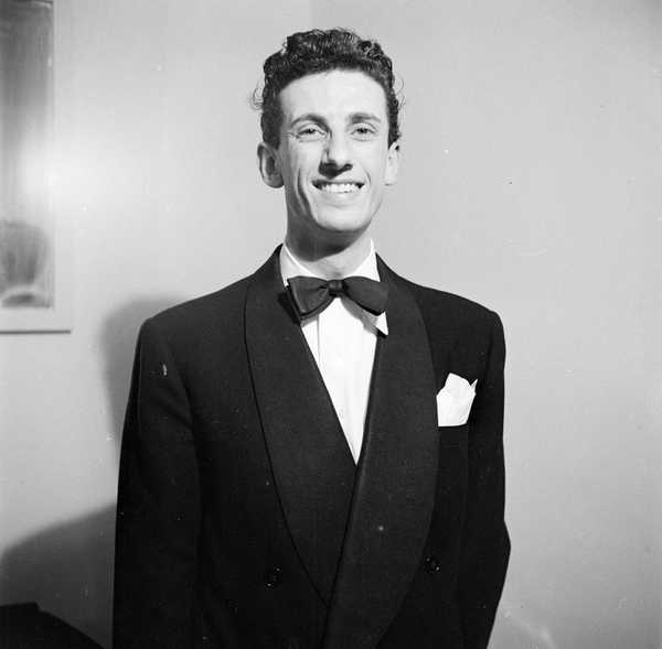 Photograph of an unidentified man, probably a jazz musician‘, Nigel ...