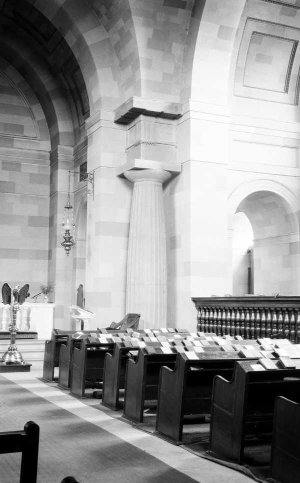 Photograph of the interior of St James’ Church in Great Packington ...