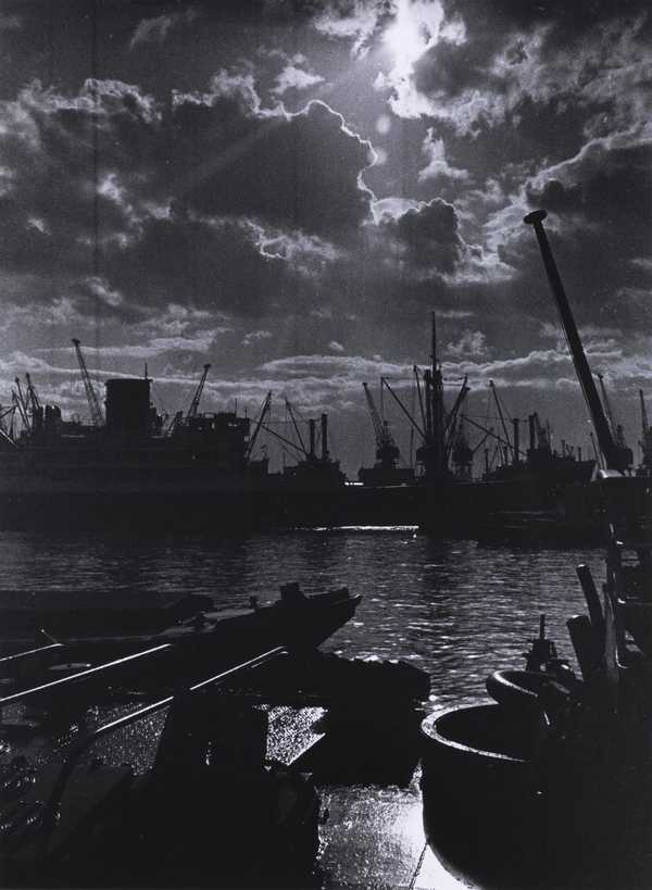 ‘London Docks‘, George Rodger, 1964, printed 1994 | Tate
