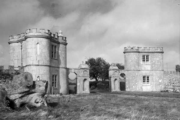 Photograph of Lulworth Castle lodge in Dorset‘, John Piper, [c.1930s ...