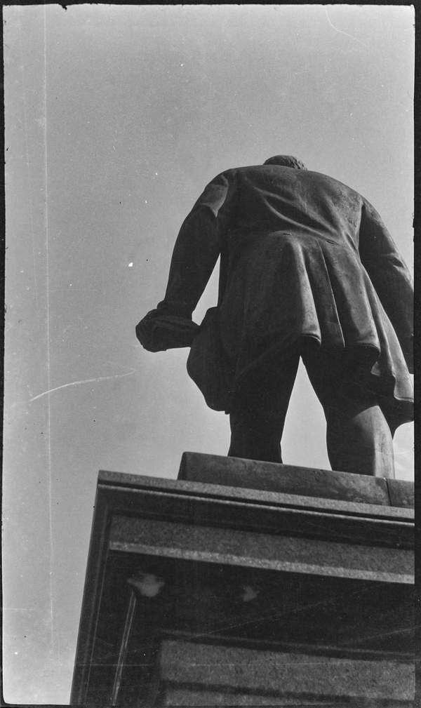Black and white negative looking up at a statue from behind‘, Vanessa ...