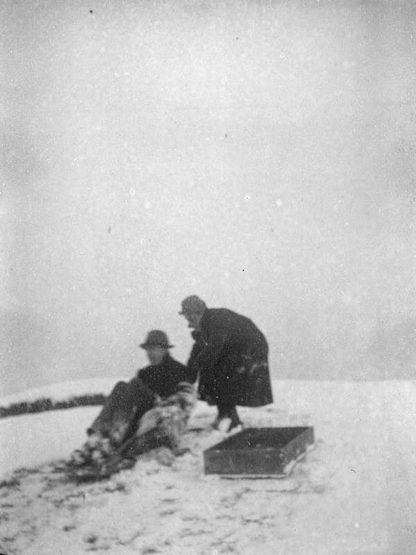 Black and white negative of Adrian Stephen and Leonard Woolf in the ...
