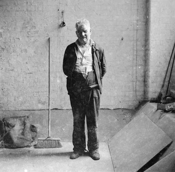 Photograph of an unidentified man‘, Nigel Henderson, [c.1949–c.1956 ...