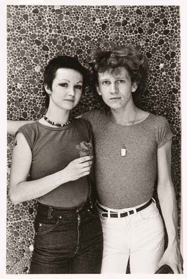 ‘Notting Hill Gate from the series On a Good Day‘, Al Vandenberg, 1976 ...