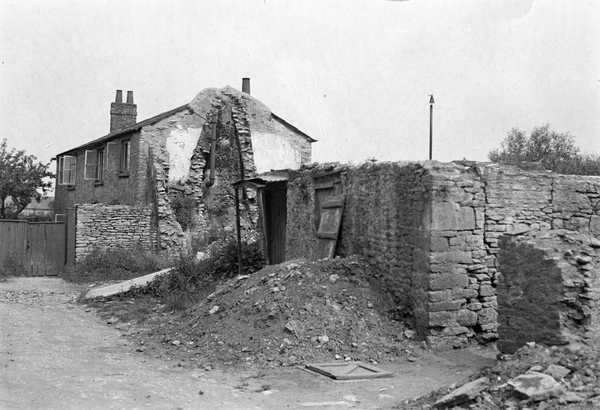 Photograph of ruined buildings possibly in Oxfordshire‘, John Piper, [c ...