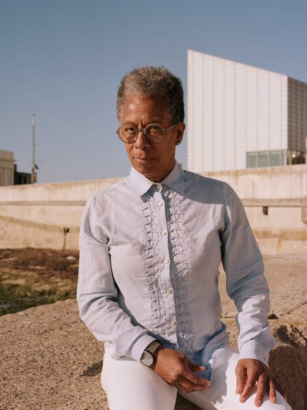 Meet the artist: Ingrid Pollard | Tate Liverpool