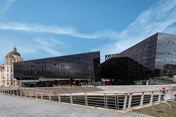 Liverpool Tate Logo