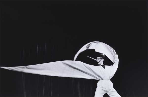 Gutai – Display at Tate Modern | Tate