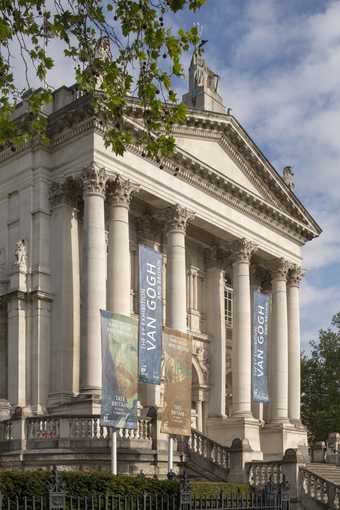 EY: The EY Tate Arts Partnership | Tate