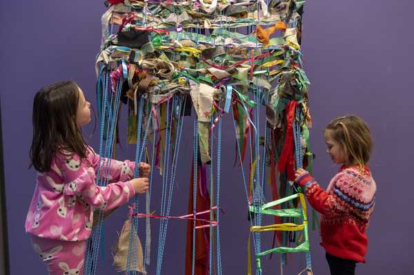 Threads Relaxed Hour | Tate Modern